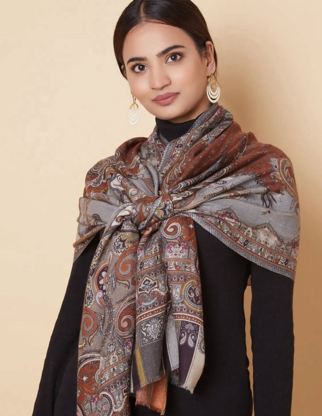 Buy Shawls, Scarves for Men and Women Online- Tooshmoda – Toosh Moda