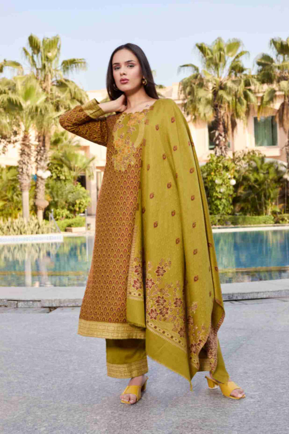 Buy Shawls, Scarves for Men and Women Online- Tooshmoda – Toosh Moda